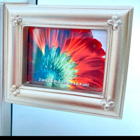 Umbra | Accents | Umbra Photo Collage Frame Display Weasel Back | Poshmark